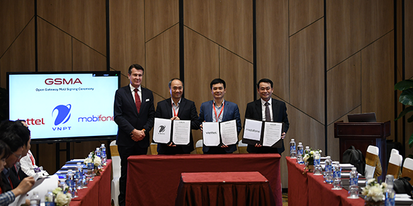 Vietnam's Leading Mobile Operators Mobifone, Viettel and VNPT ...