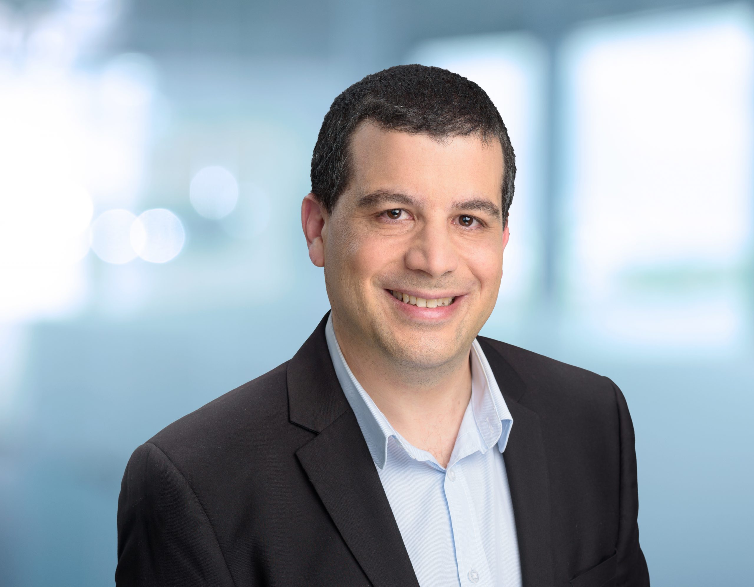 Avishay Shraga - Smart Mobility